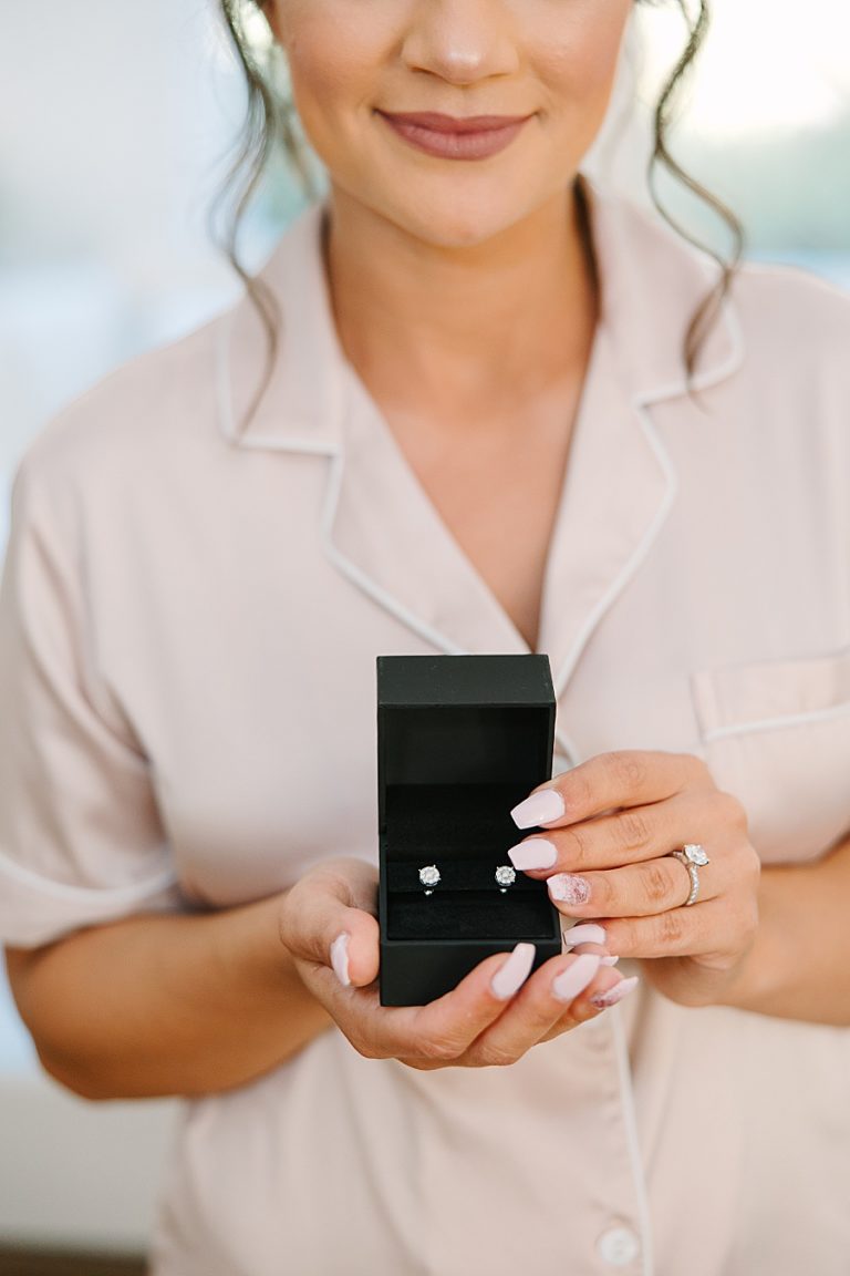 Maple Grove Fall Wedding | Ana & Josh - mandyhartphoto.com