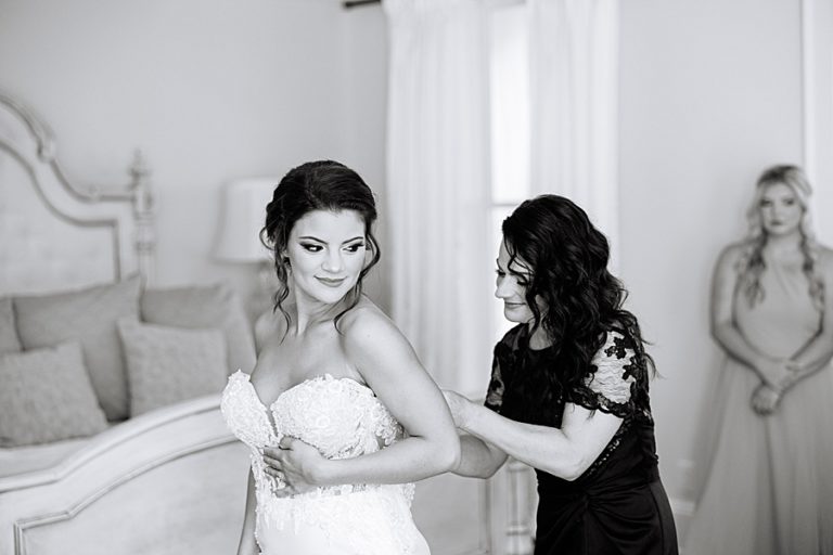 Maple Grove Fall Wedding | Ana & Josh - mandyhartphoto.com