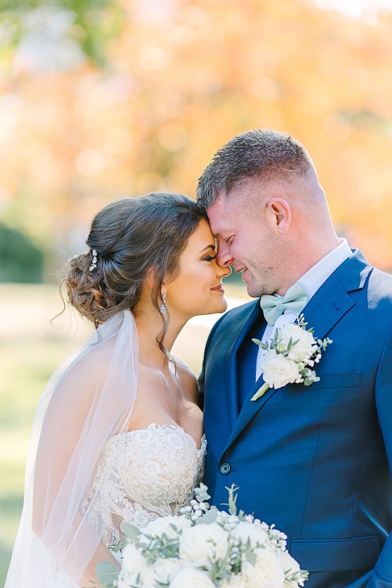 Maple Grove Fall Wedding | Ana & Josh - mandyhartphoto.com