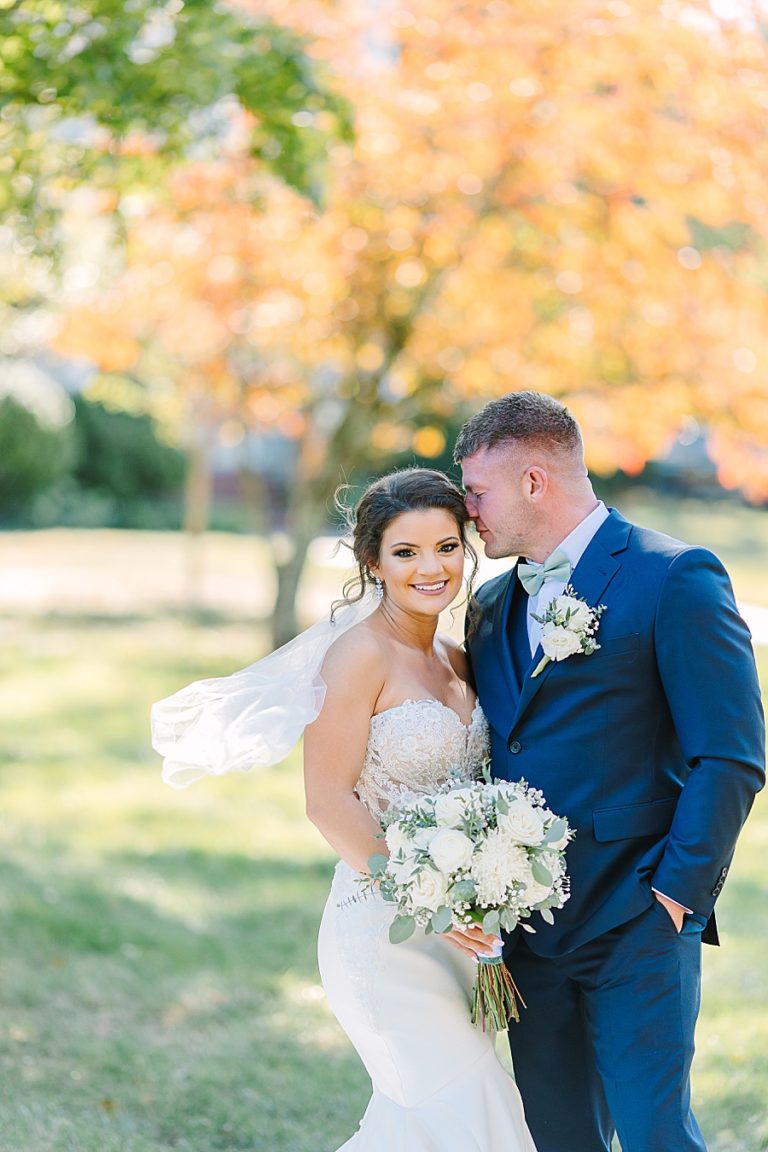 Maple Grove Fall Wedding | Ana & Josh - mandyhartphoto.com
