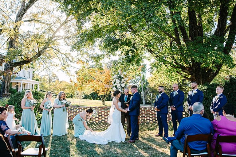 Maple Grove Fall Wedding | Ana & Josh - mandyhartphoto.com