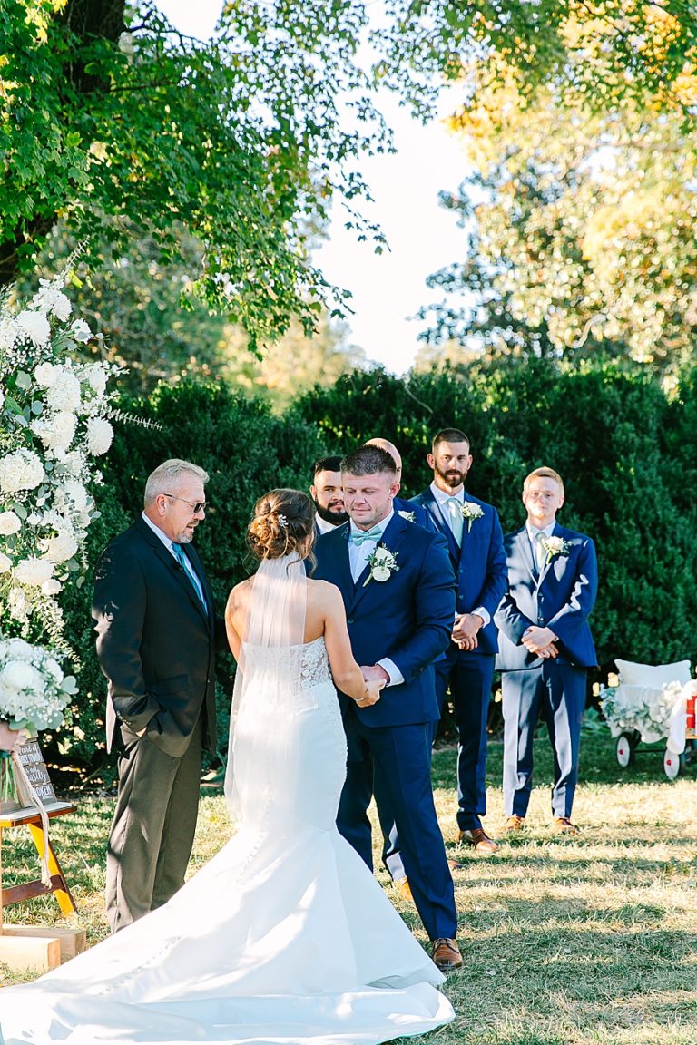 Maple Grove Fall Wedding | Ana & Josh - mandyhartphoto.com